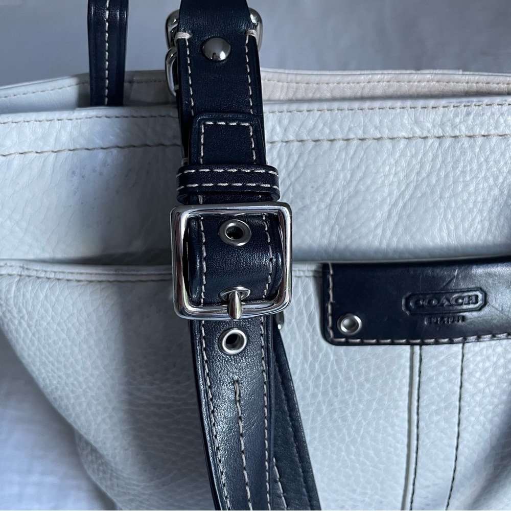 Coach Hamilton White Pebbled Leather Bucket Tote - Gem